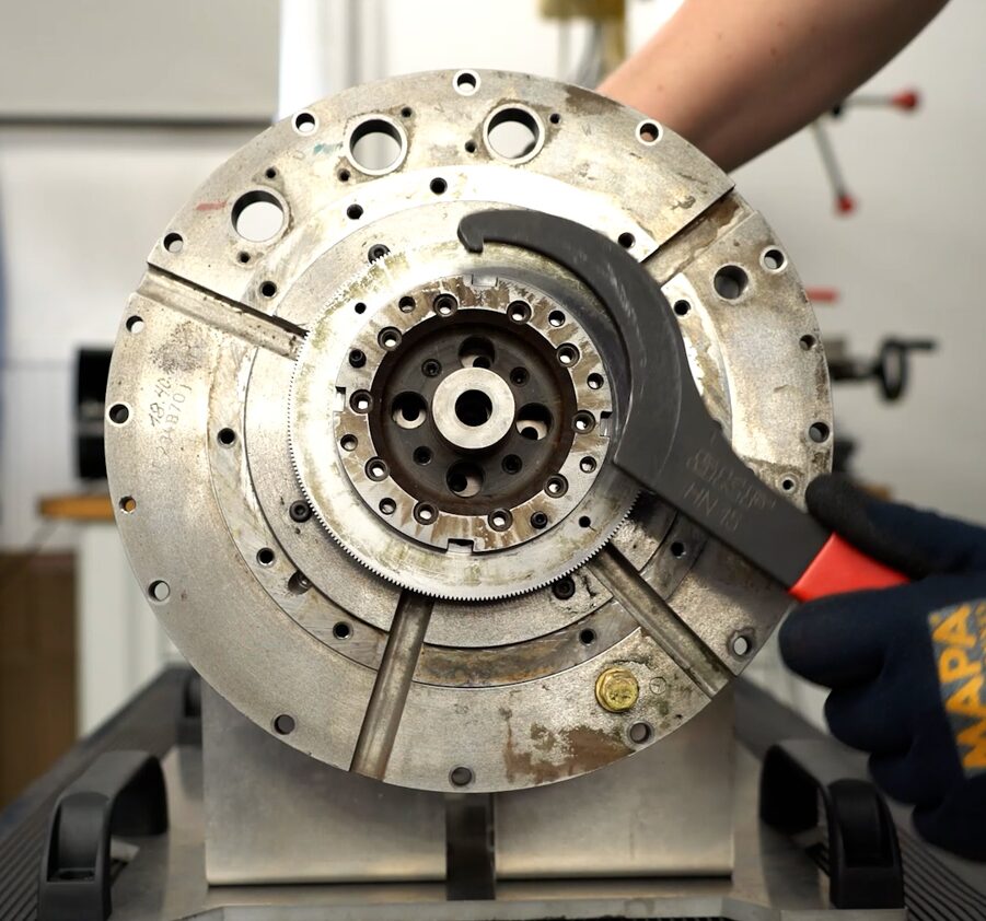 Riparazione dei mandrini CNC - diagnosi, sintomi e ricondizionamento